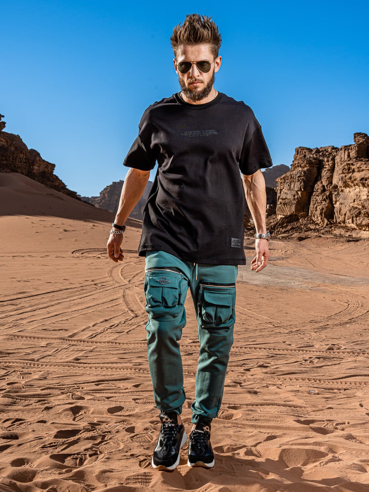 GT STYLE - Guns&Tuxedos